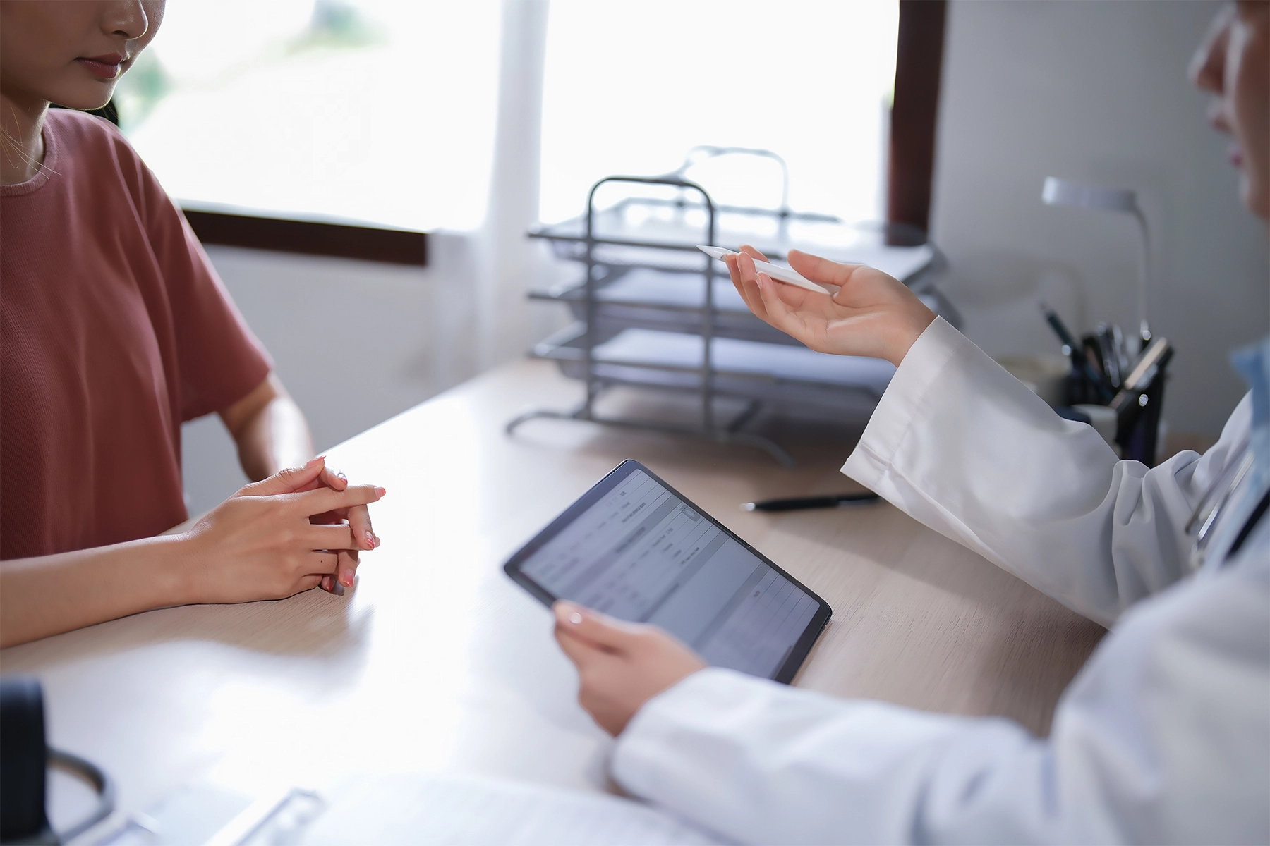 IOP vs PHP Mental Health: The Differences and Similarities - Windward ...