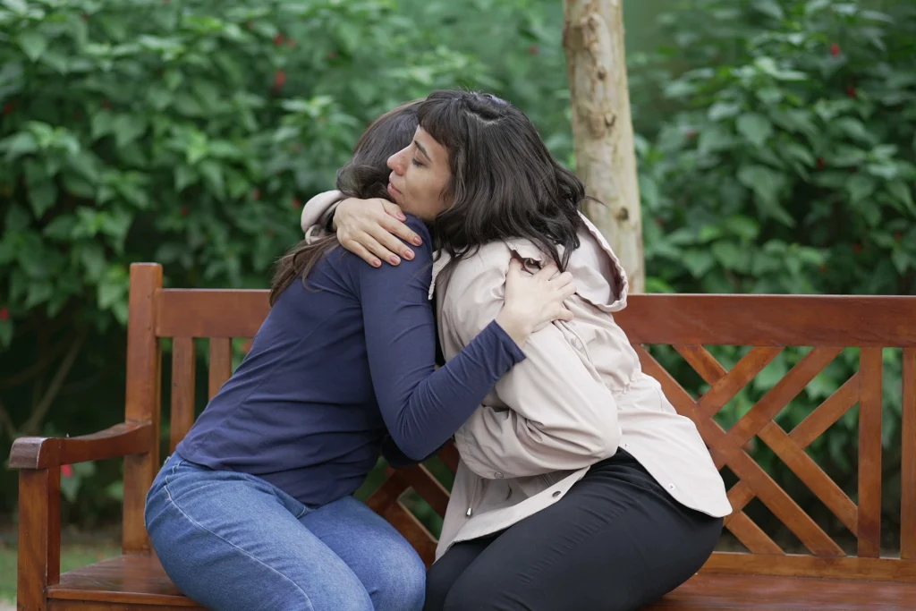 How to Help a Friend with Depression: Tips & Guidance - Windward Mental ...